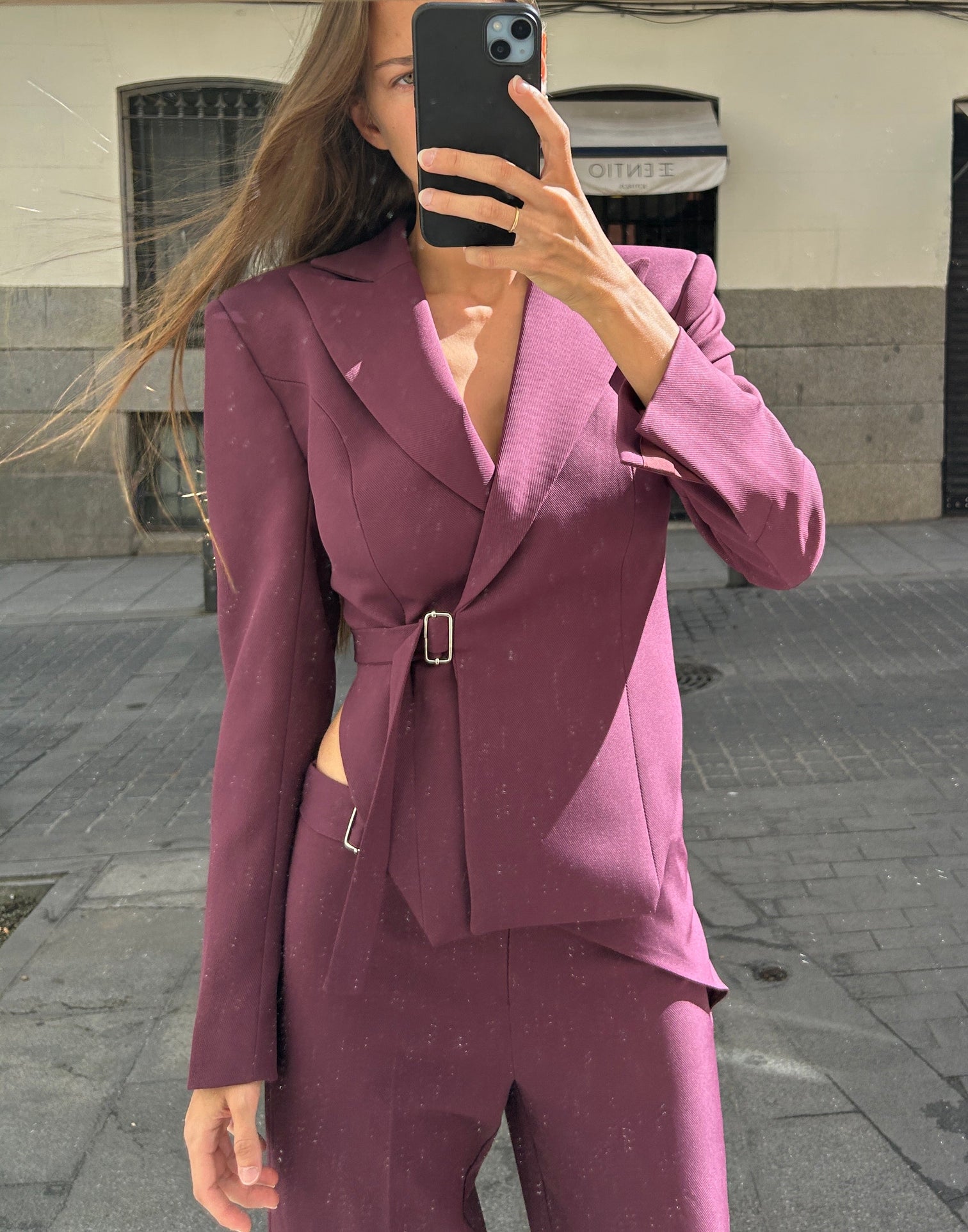 Blazer Emma Burdeos – MIM